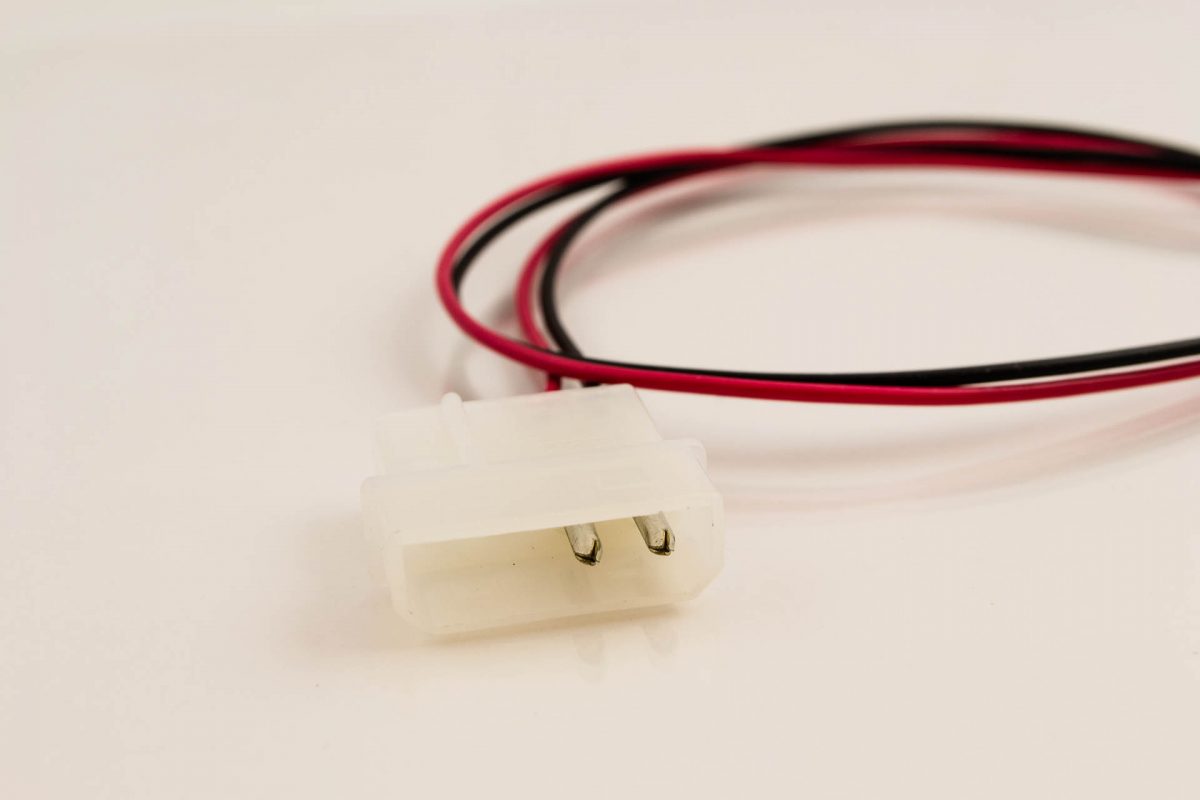 Fan Power Cable 3p Female to 4p Male, 18in. | JPCPT